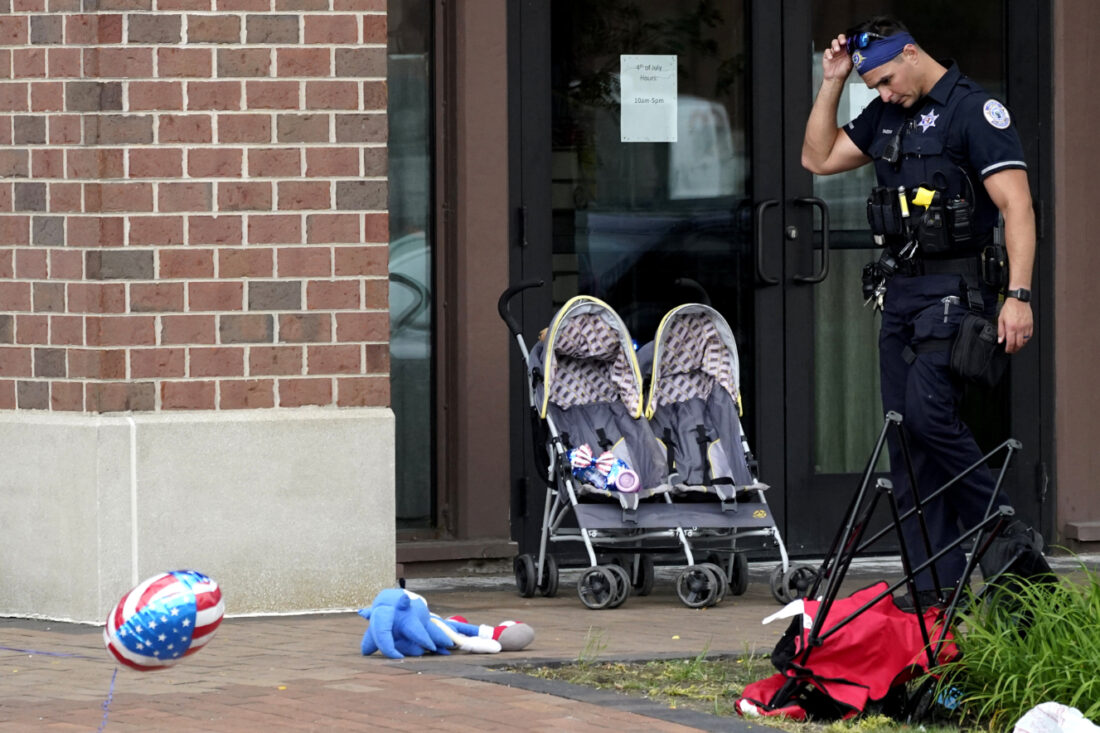 Police: Gunman fired 70 plus rounds at July 4 parade, 7 dead | News ...